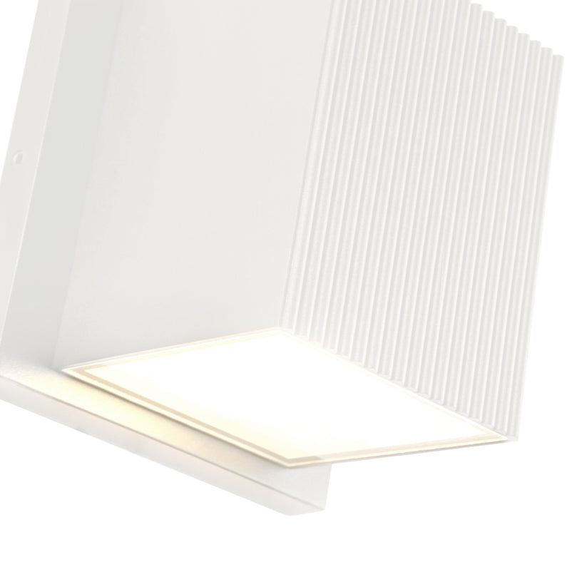 Mavis 4-in Exterior Wall Sconce – Kuzco Lighting